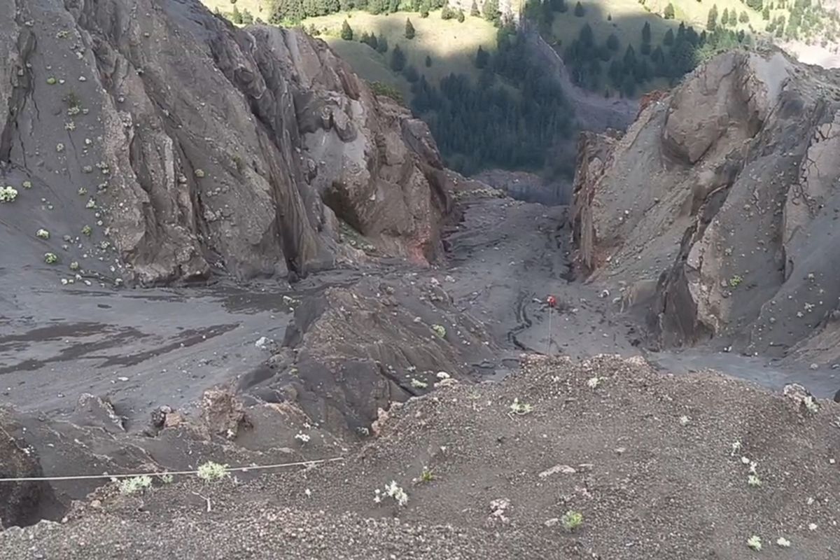 Jenazah Pendaki Brasil Berhasil Diangkat dari Kedalaman 600 Meter di ...