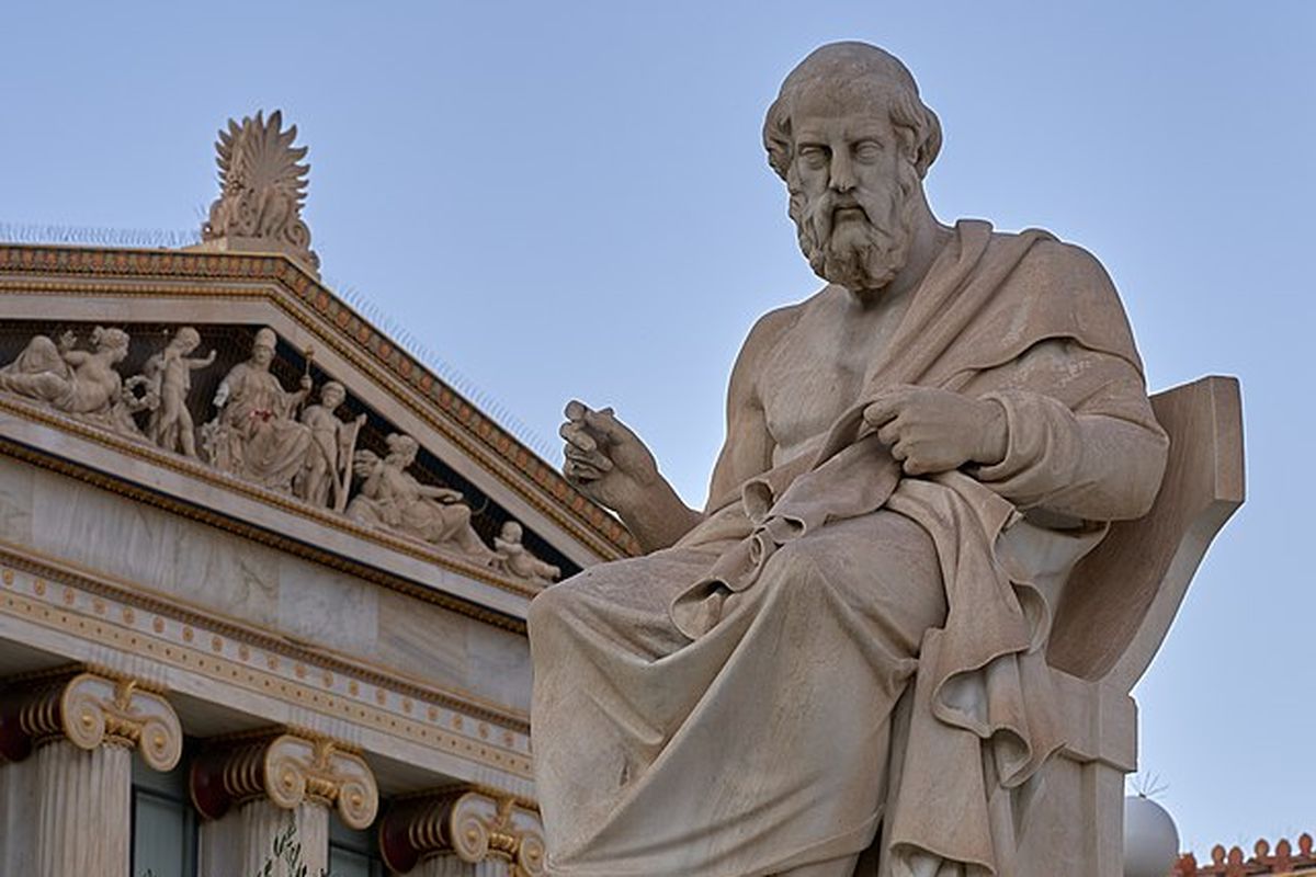 40 Kata-kata Plato yang Bisa Diunggah untuk Story WhatsApp