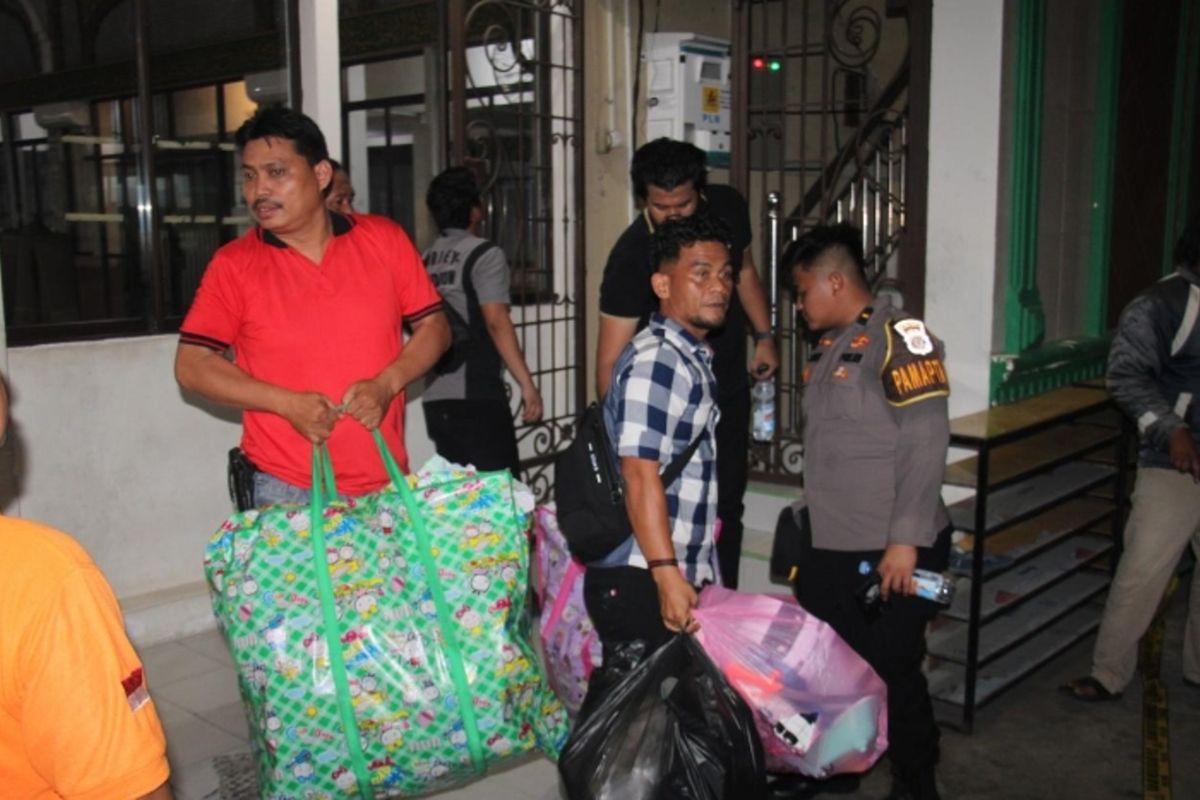 Geger Tas Mencurigakan di Masjid Al Khairat Pekanbaru, Tim Jibom ...