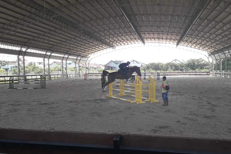 Foto : Equestrian Park Pulomas Jadi Tuan Rumah Lomba Berkuda The ...