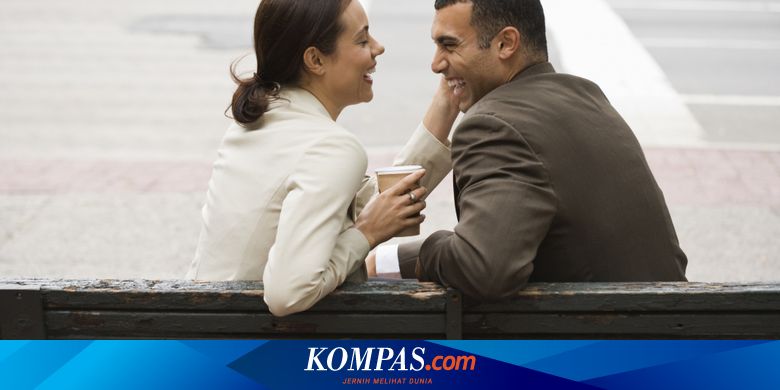 Mencium Aroma Tubuh Pasangan Bisa Bikin Tidur Lebih Nyenyak