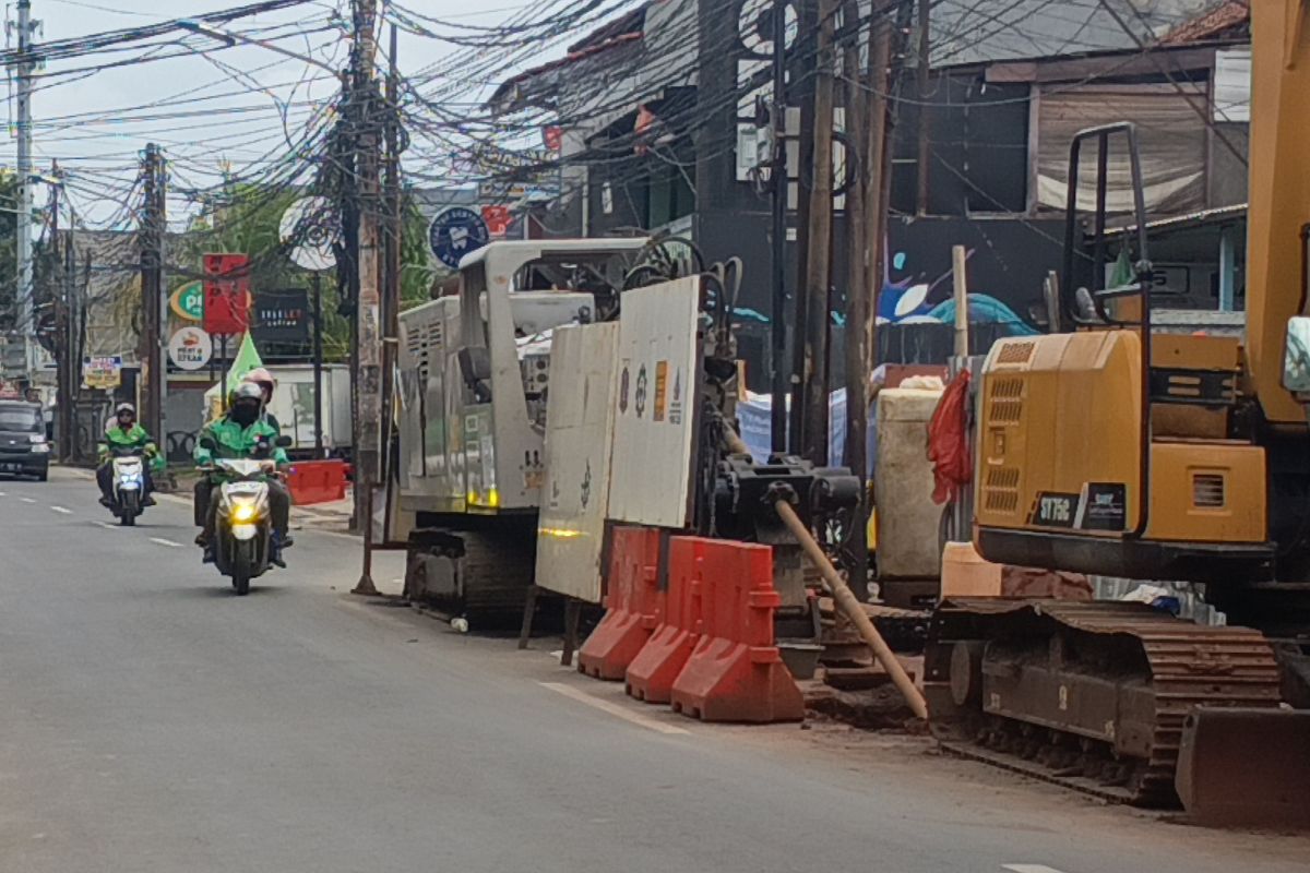 Proyek Galian Jalan Raya Condet Belum Rampung, Kerap Macet Pagi dan Sore