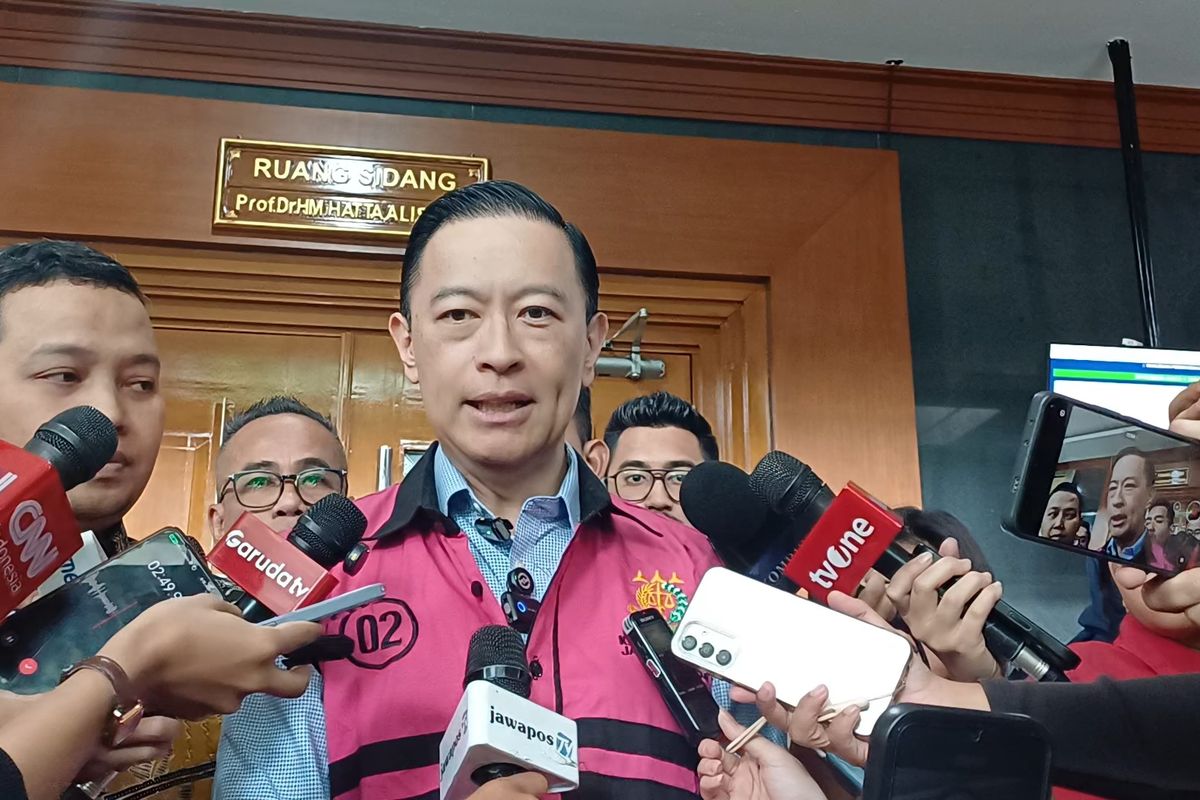 Kata Tom Lembong soal iPad dan Macbook-nya Disita dari Rutan: Saya ...