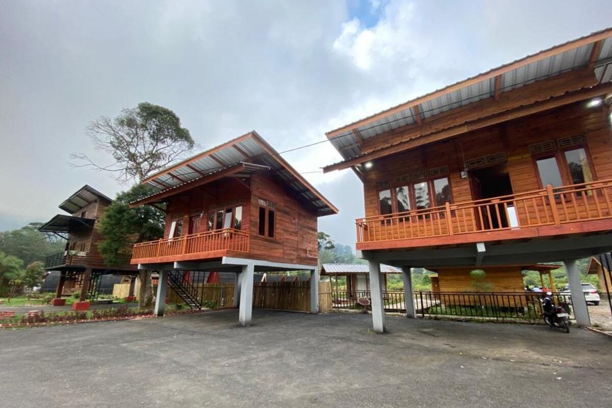 Pengunjung Wisata Walini Bandung Mengamuk karena Vila yang Dipesan ...