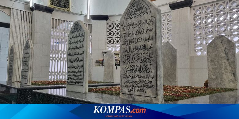 Sowan ke Makam Habib Ali Kwitang di Masjid Al-Riyadh Jakarta Pusat ...