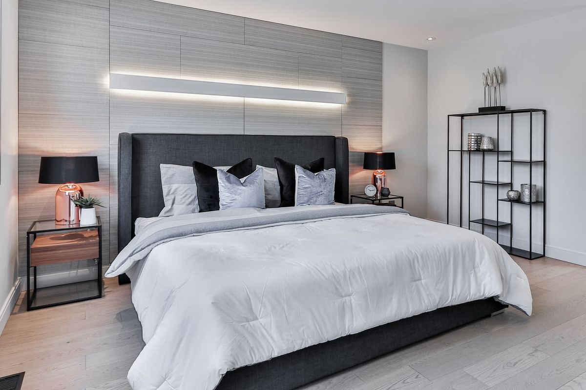 3 Material Terbaik Headboard dan Plus Minusnya