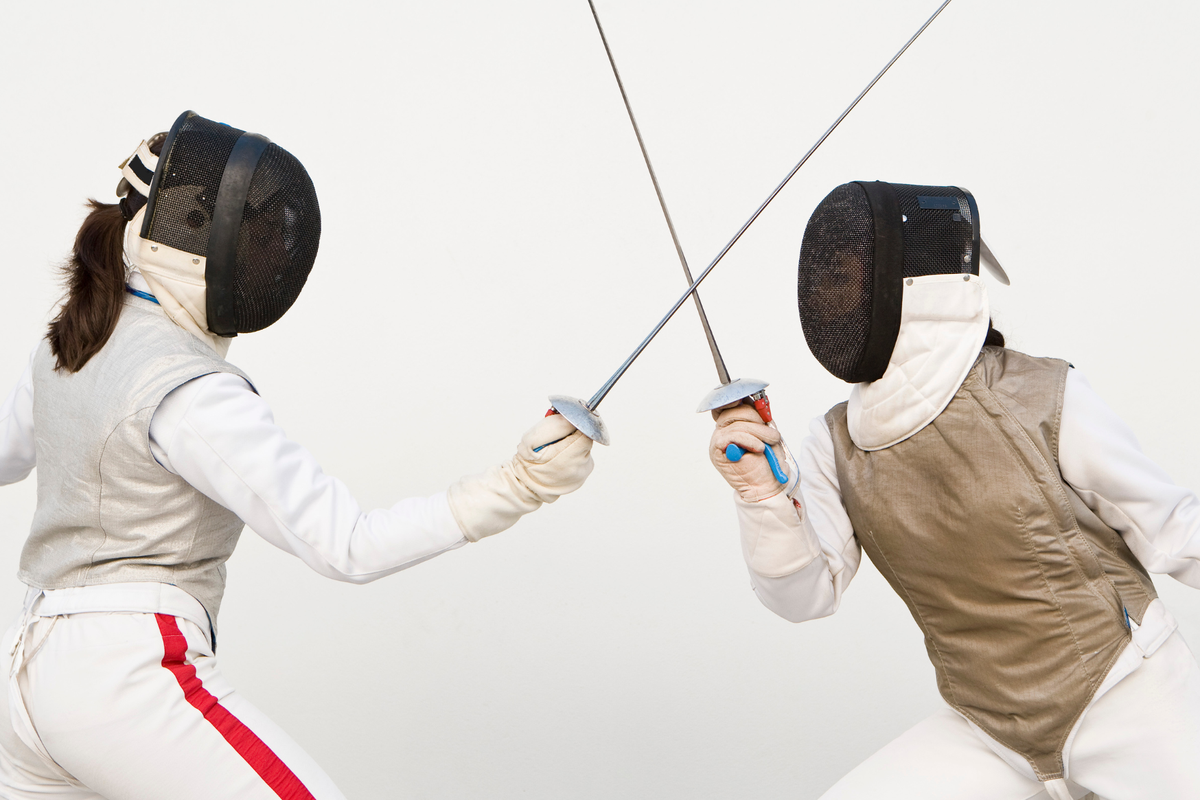 Olahraga Anggar: Permainan dan Alatnya