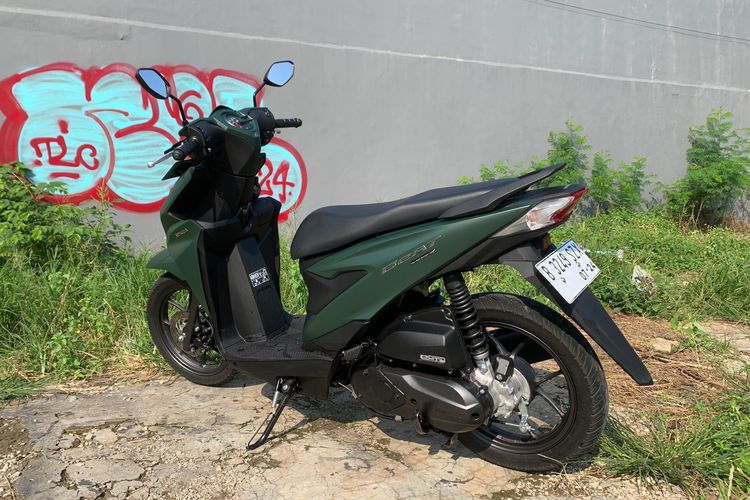 Foto : Tes Lengkap Honda Beat Deluxe, Bahas Tampilan sampai Biaya ...