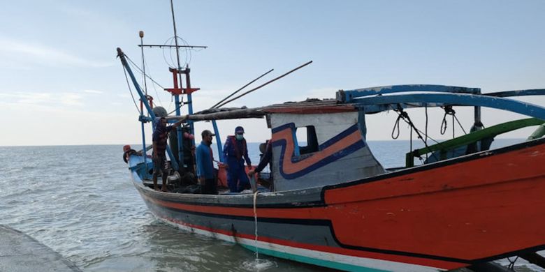 Berita Harian Nelayan Pakai Jaring Trawl Ditangkap Terbaru Hari Ini - Kompas.com
