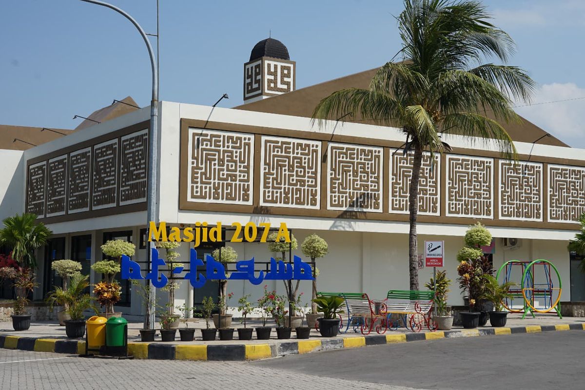 Rest Area Travoy Km 207A Tol Palikanci Mulai Padat, Kunjungan Melonjak