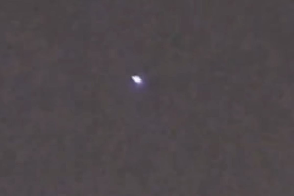Viral Video Benda Mirip UFO Muncul di Depok, BRIN Pastikan Bukan Alien