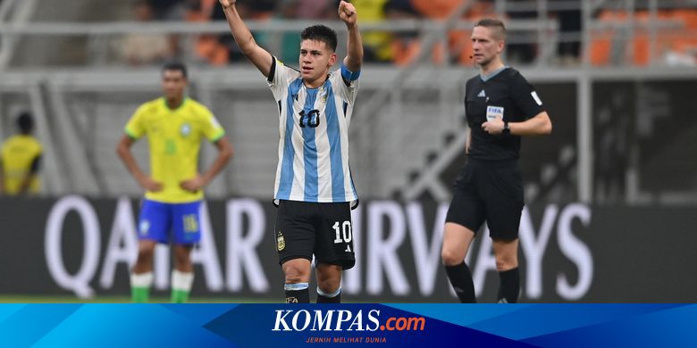 Trigol Claudio Echeverri di JIS, Persembahan Manis untuk Keluarga