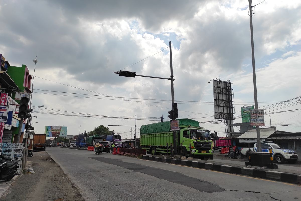 Jalur Pantura Demak-Kudus Dibuka Usai Banjir, Truk dan Motor Bisa Melintas