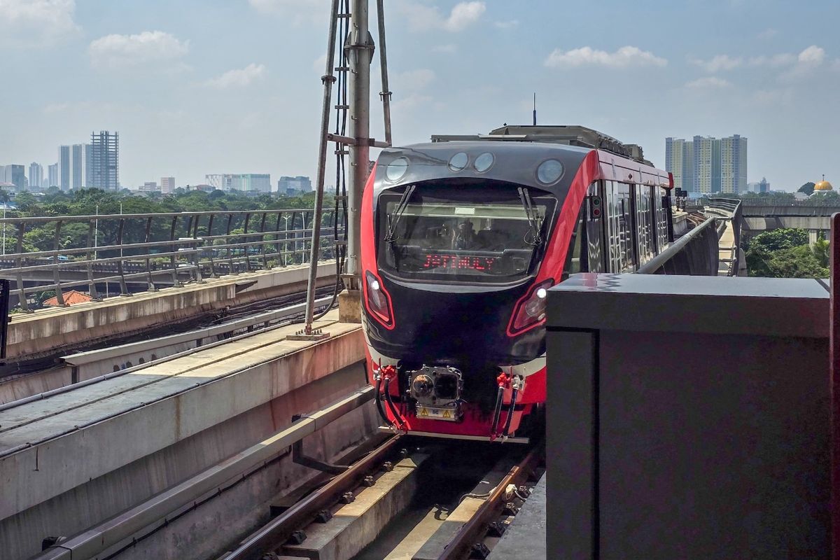 LRT Jabodebek Sempat Gangguan, Kini Layanan Kembali Normal