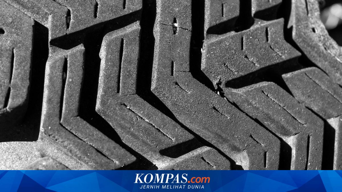 Segera Ganti Ban Mobil yang Sudah Retak, Bisa Meledak!