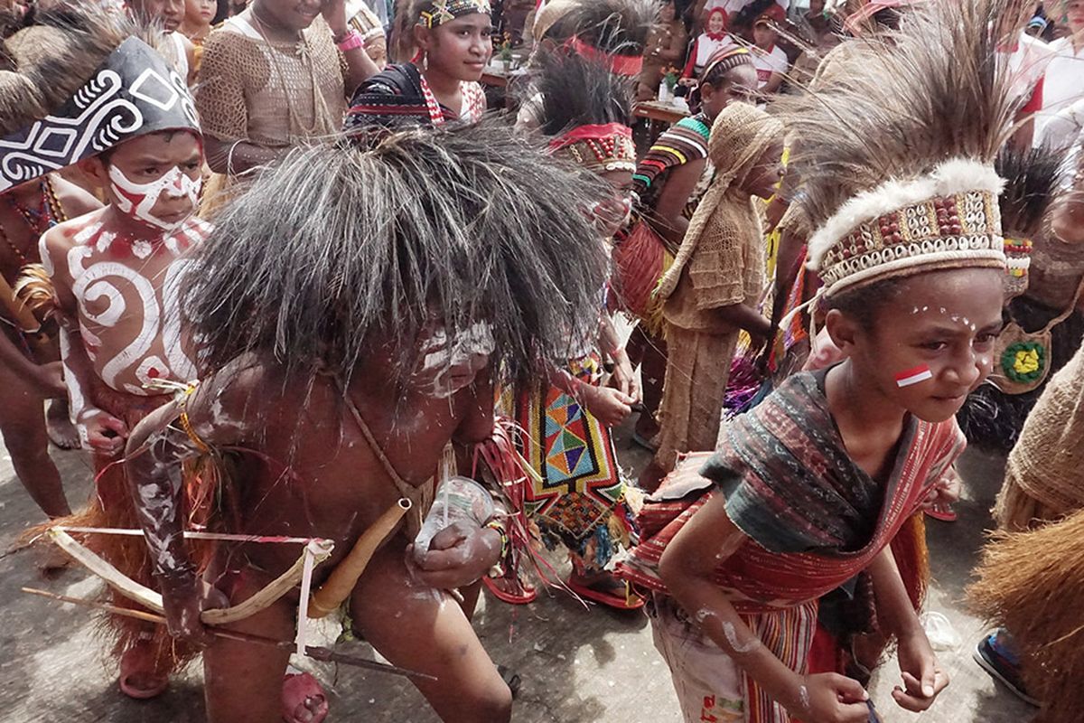 Bersaudara dengan Papua secara Utuh dan Komprehensif