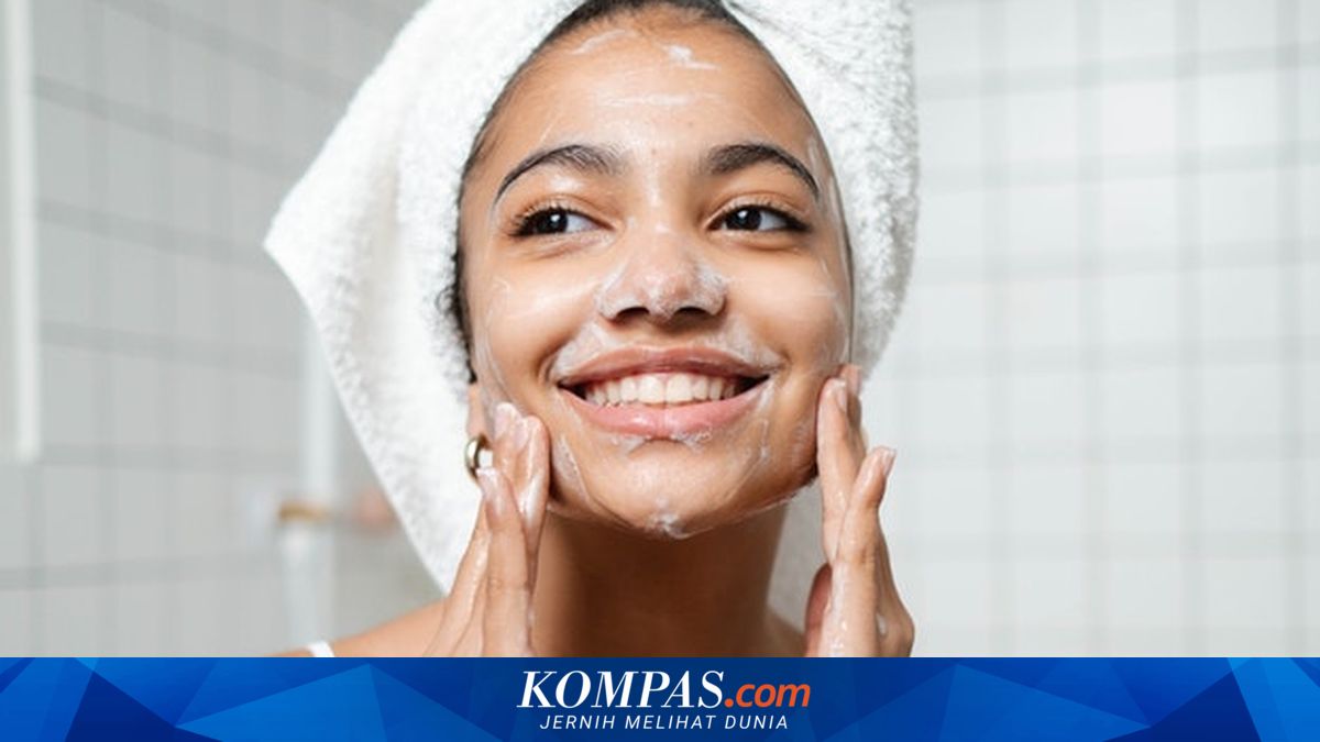 8 Rekomendasi Sabun Cuci Muka Perempuan di Bawah Rp 50.000