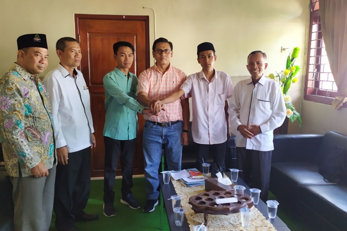 Kasus Perusakan Spanduk PMII Berakhir Damai, Dosen Filsafat IAIN Madura ...