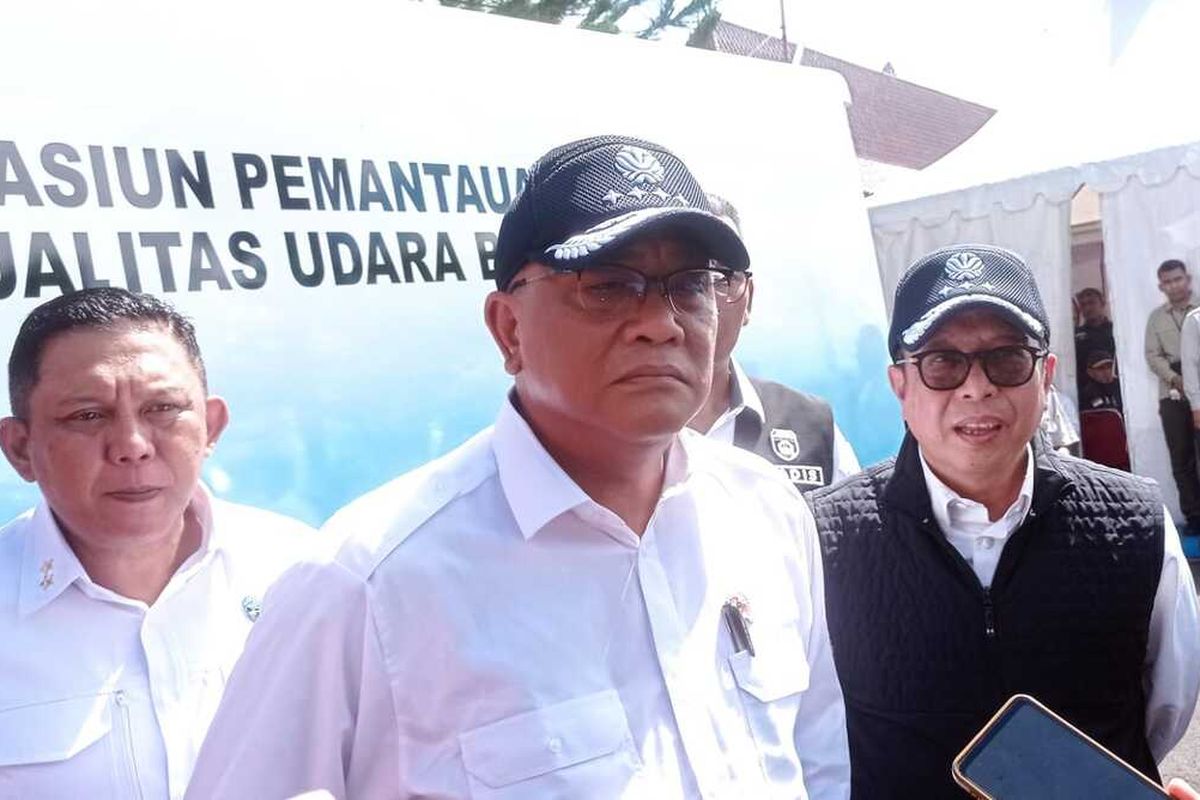 Menteri LH Targetkan Sampah Bandung Raya Tuntas Kurang dari Setahun