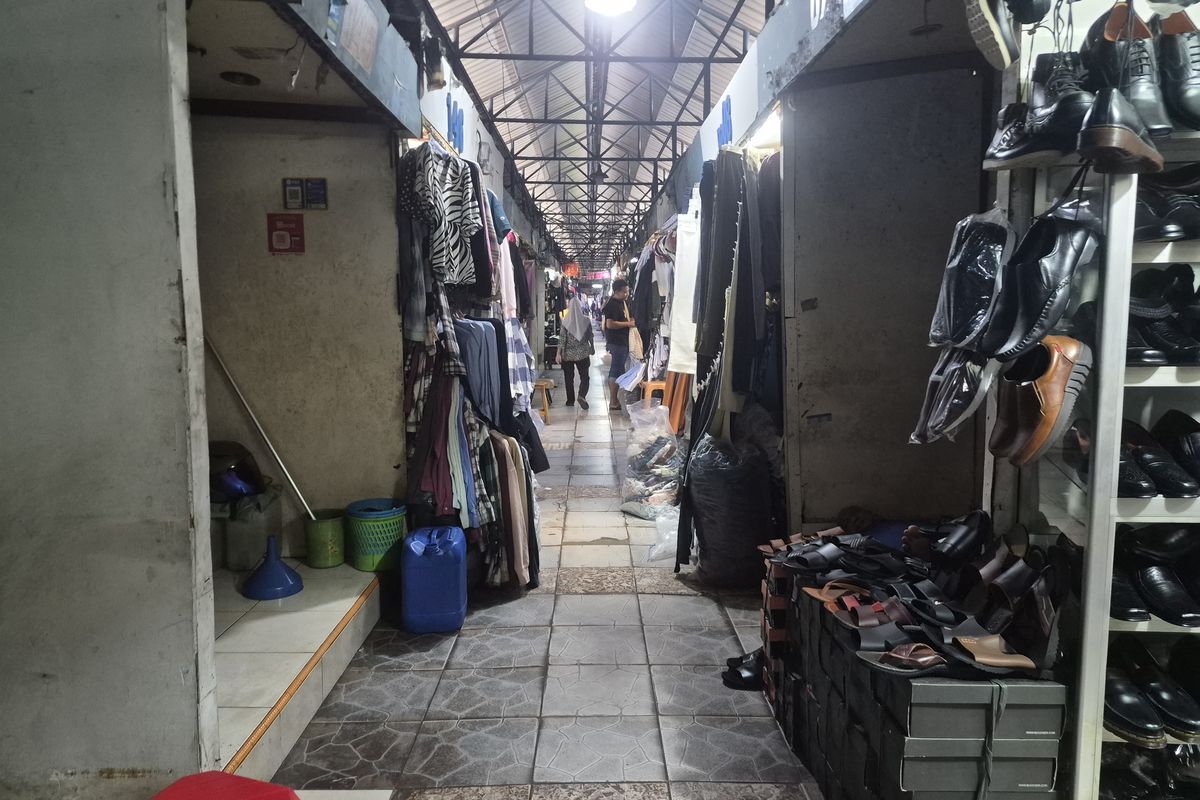 Nestapa Pedagang Pasar Ular: Dulu Raup Rp 20 Juta Sehari, Kini ...