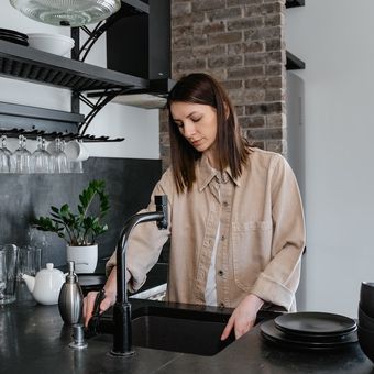 Cara Membuat Bak Cuci Piring Stainless Steel Mengilap