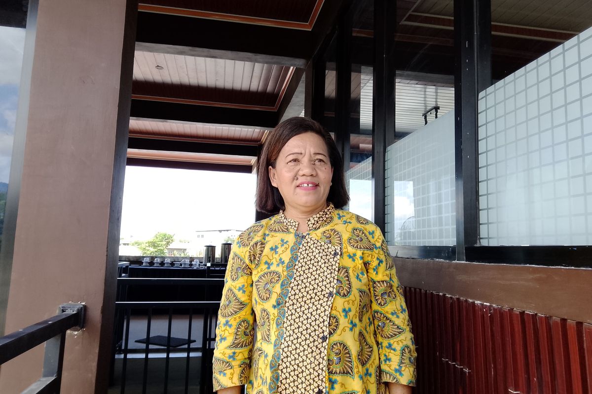 Tinggalkan PNS, Bidan Maria Sukses Angkat Makanan Lokal Manggarai Lewat ...