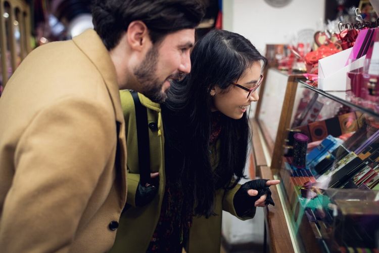 Apa Itu Rojali dan Rohana? Fenomena Baru di Mal di Indonesia