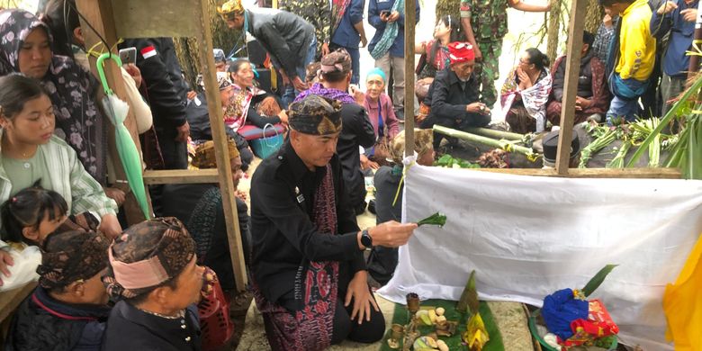 Berita Harian Tradisi Adat Unan Unan Terbaru Hari Ini - Kompas.com