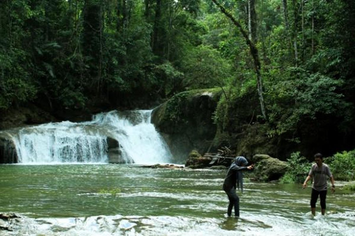 4 Wisata Populer di Pulau Buton, Ada Air Terjun dan Hutan