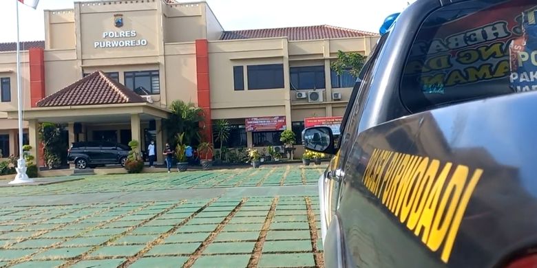Berita Harian Polisi-selingkuh-dengan-bidan Terbaru Hari Ini - Kompas.com Berita Harian Polisi-selingkuh-dengan-bidan Terbaru Hari Ini - Kompas.com