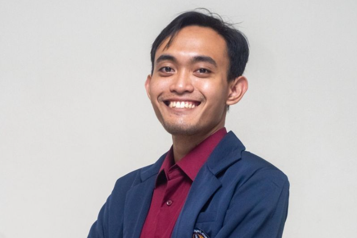 Sibuk Jadi Asdos dan Pelatih Bulu Tangkis, Labib Lulus S2 IPK 4,00