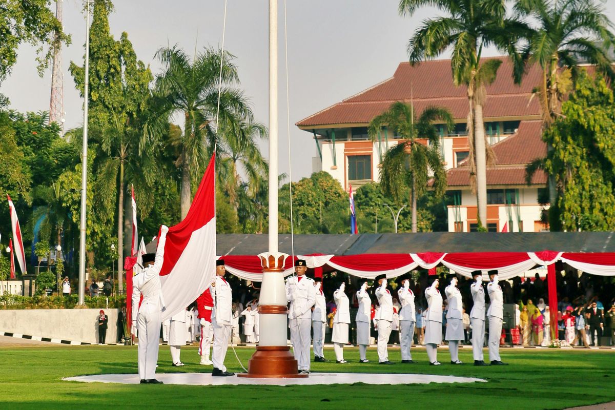 Teks Pancasila dan Pembukaan UUD 1945 untuk Dibaca saat Upacara Hari Pahlawan 2025