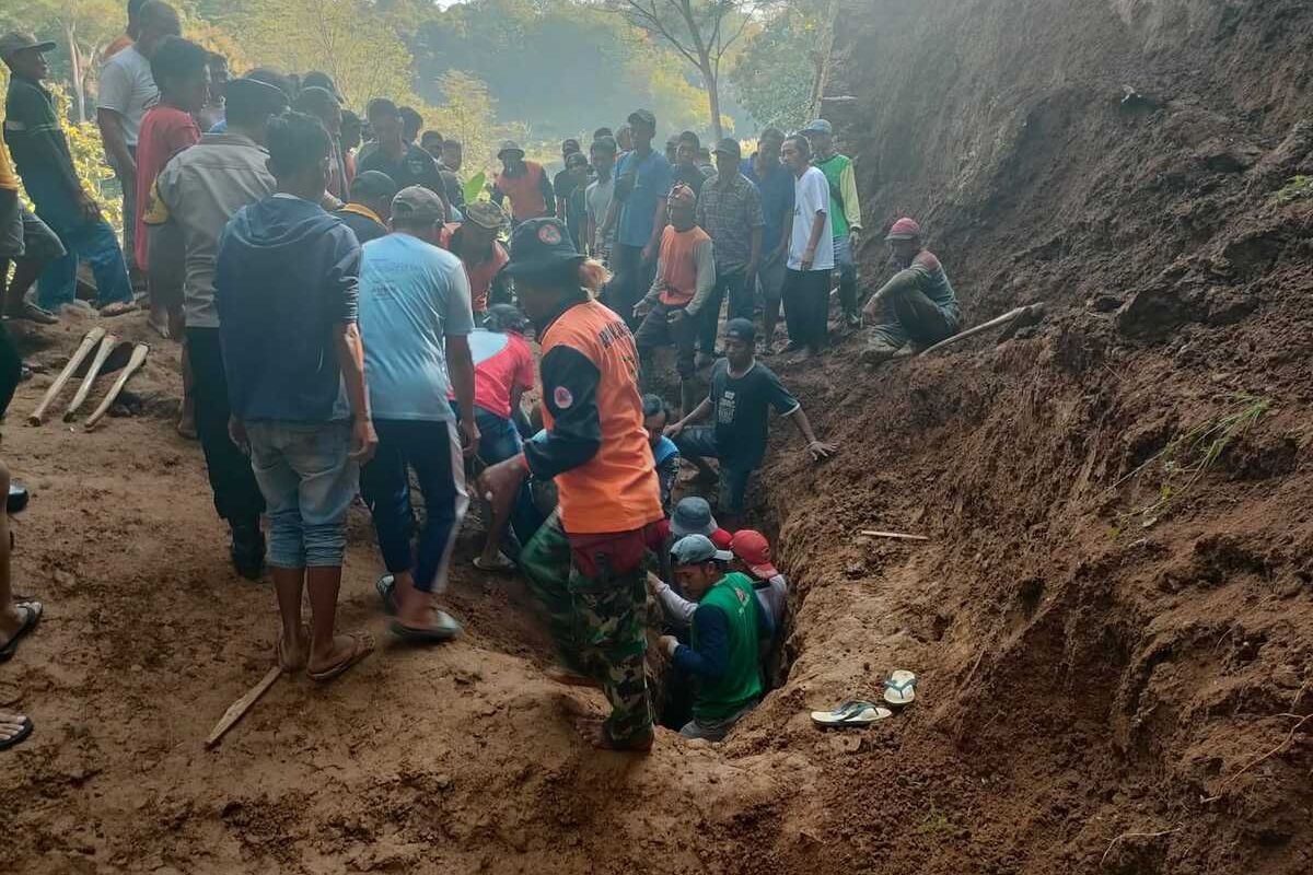 Tiga Pekerja Proyek Talut Tewas Tertimbun Longsor, Ditemukan Satu Lubang Dalam Kondisi Bertindihan