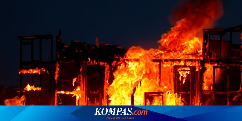 Kebakaran Melanda 3 Rumah Warga di Taman Sari Jakbar