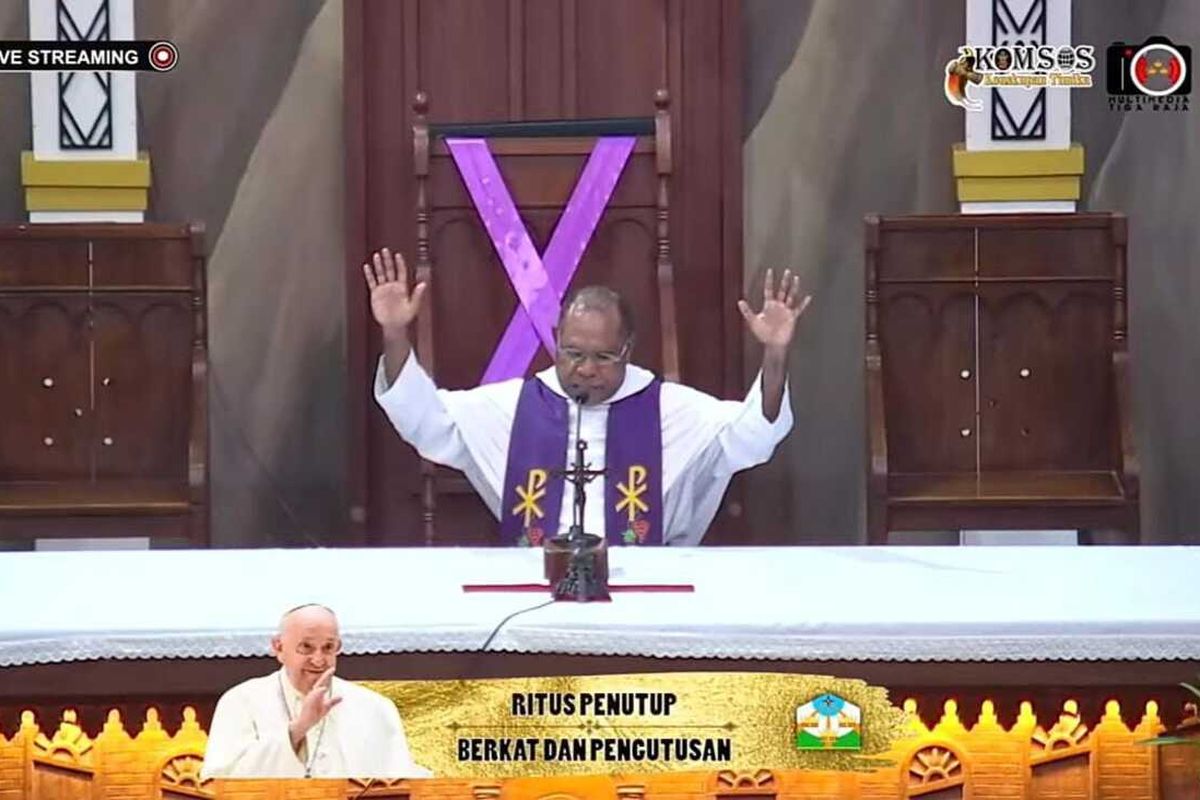Paus Fransiskus Tunjuk Pastor Bernard Baru sebagai Uskup Timika