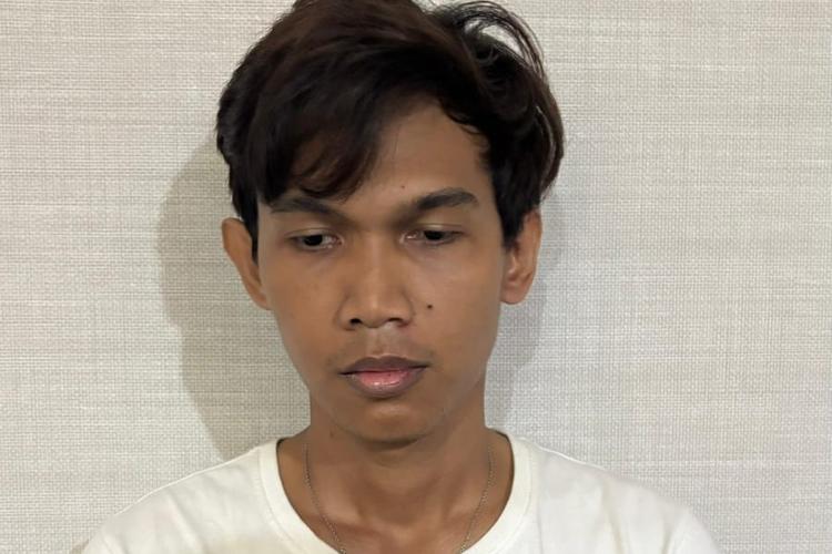 Berita Terkini Harian Pria Intip Tetangga Sedang Mandi Terbaru Hari Ini
