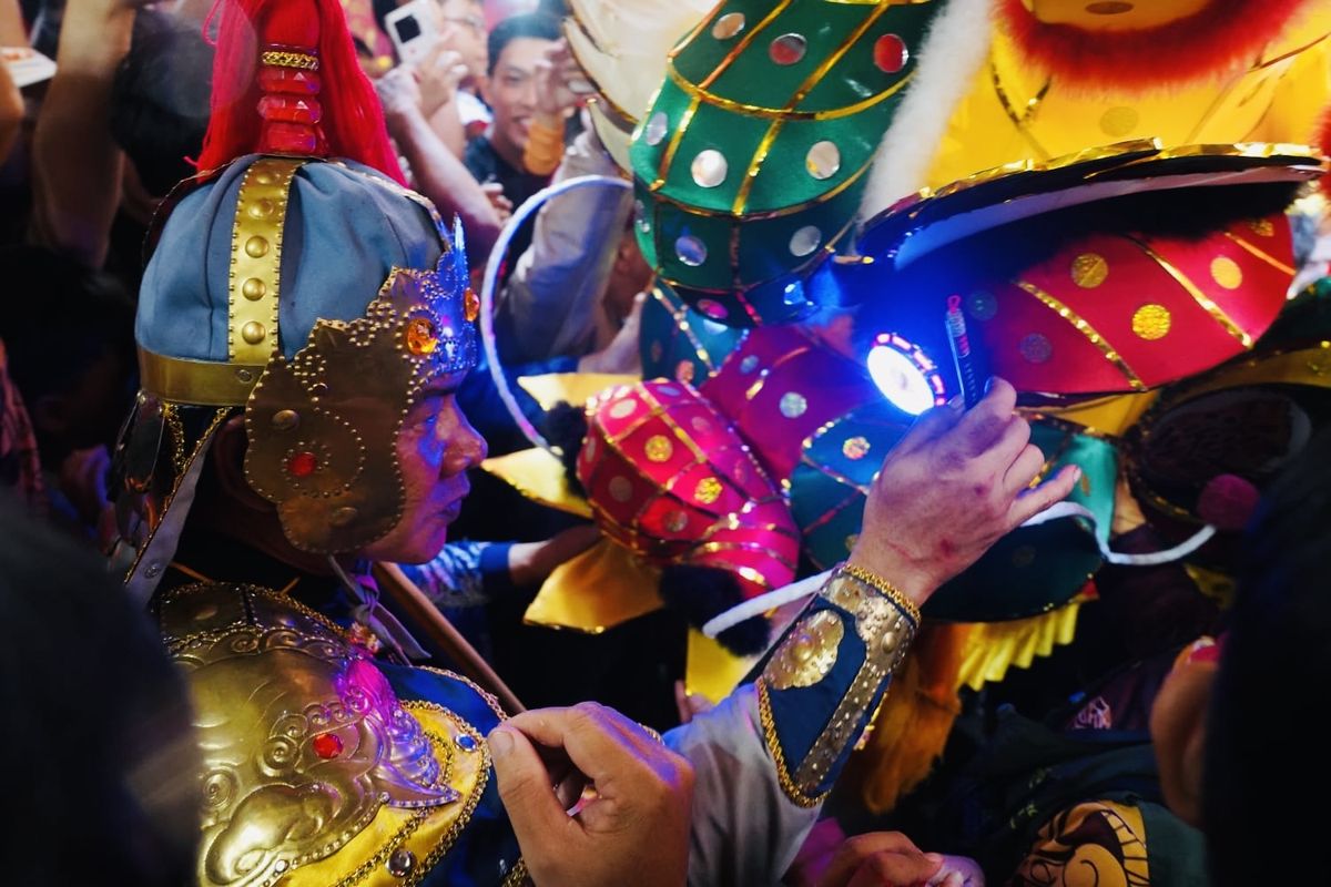 49 Naga Bakal Meriahkan Cap Go Meh di Pontianak, Ritual Buka Mata Dimulai
