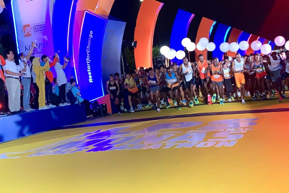 LPS Monas Half Marathon 2023 Dimulai, Langkah Pelari Menuju Garis Finis