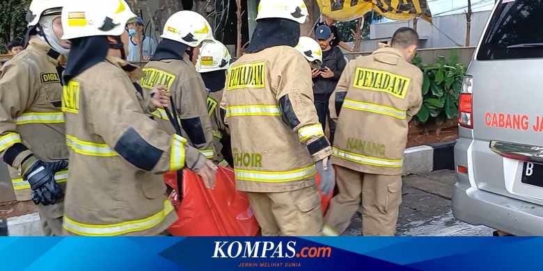 Terjebak Semalaman, 7 Jasad Korban Kebakaran "Saudara Frame" di Mampang ...