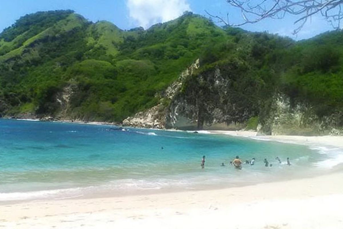 Pantai Koka Flores: Rute, Daya Tarik, dan Harga Tiket