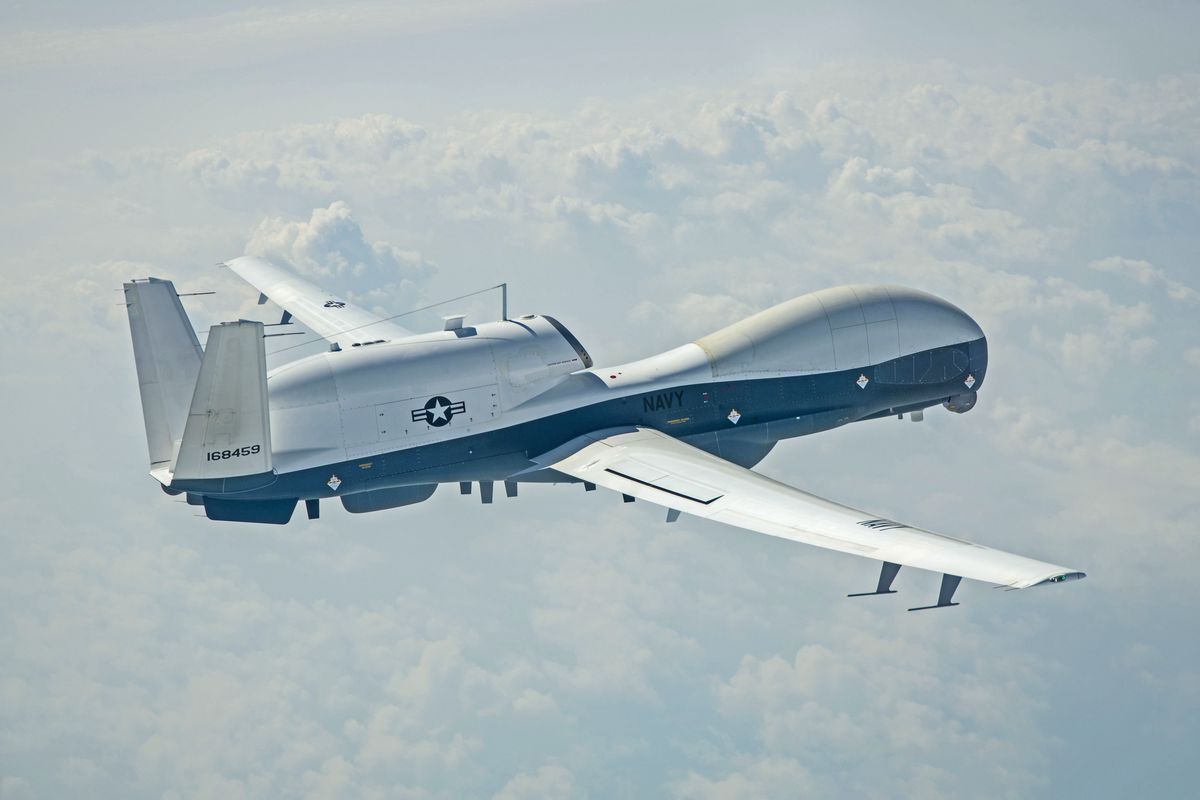Drone MQ-4C Triton AS Seharga Rp 3,5 Triliun Hilang di Selat Hormuz