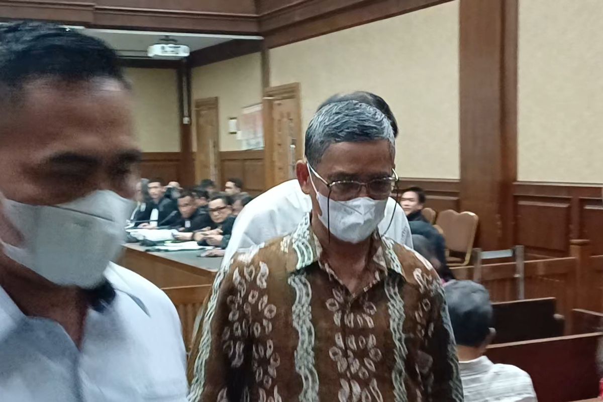 Hakim Soesilo Akui Bertemu Zarof Ricar Sebelum Vonis Kasasi Ronald Tannur