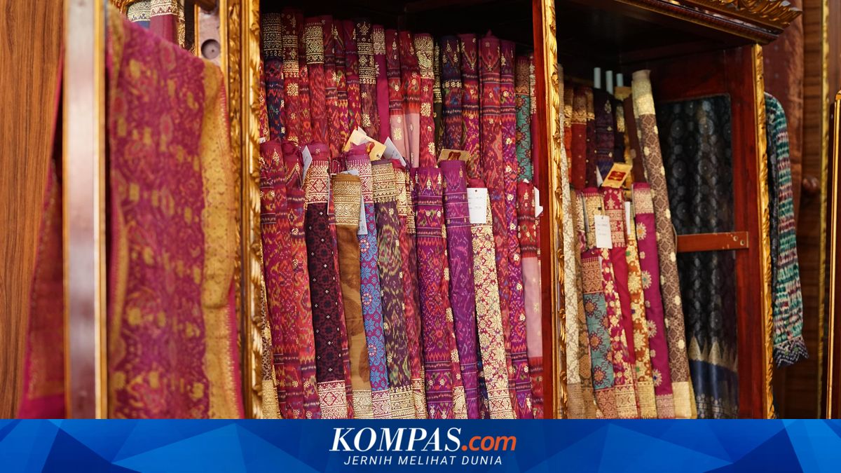Rumitnya Pembuatan Kain Songket Palembang, Selembar Bisa 3 Bulan