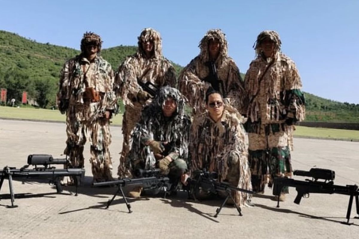 Prajurit Raider Yonif VJS Kodam Cenderawasih Raih Medali Emas Kursus ...