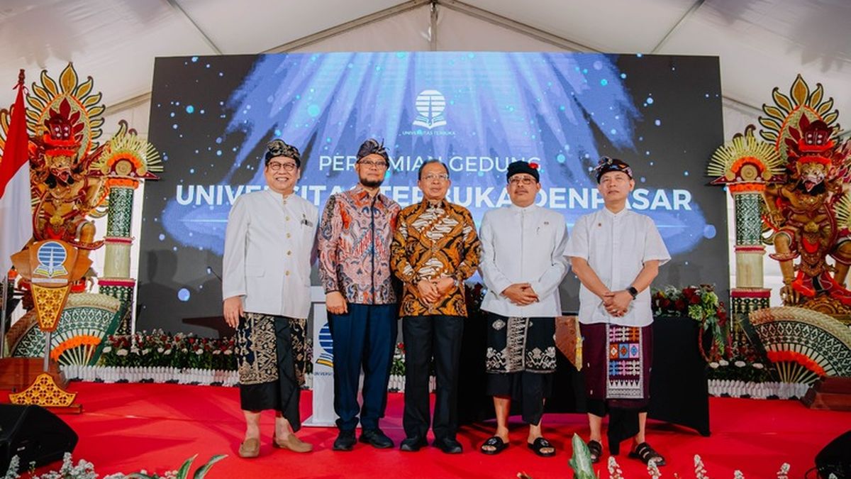 Satu Keluarga Satu Sarjana, Gubernur Bali Gandeng UT Denpasar Jadi ...