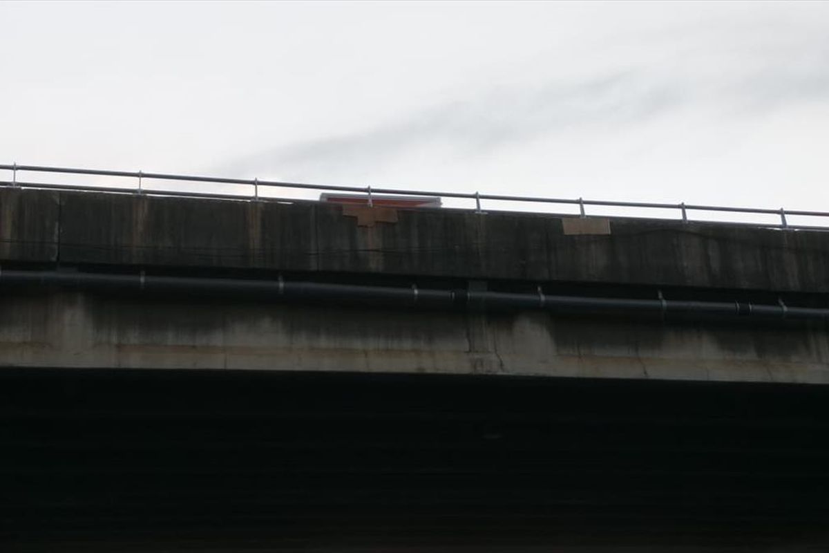 Pembatas Jalan Tol Wiyoto Wiyono yang Ditabrak Truk Sudah Diperbaiki
