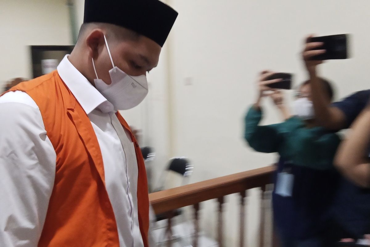Chiko Dituntut 7 Bulan Penjara, Sidang Putusan Kasus Deepfake AI SMAN ...