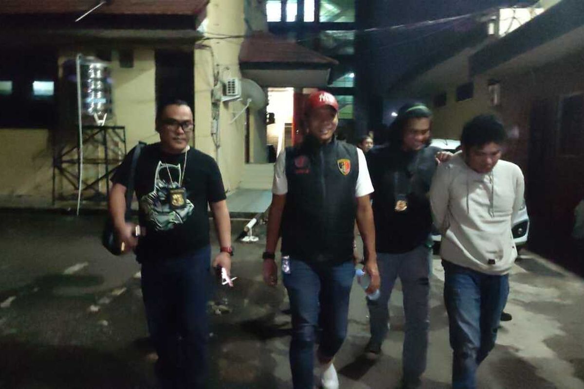 Tertipu Korbannya Hendak Tebus Hp Rp 1 Juta, Perampok Sopir Mobil ...