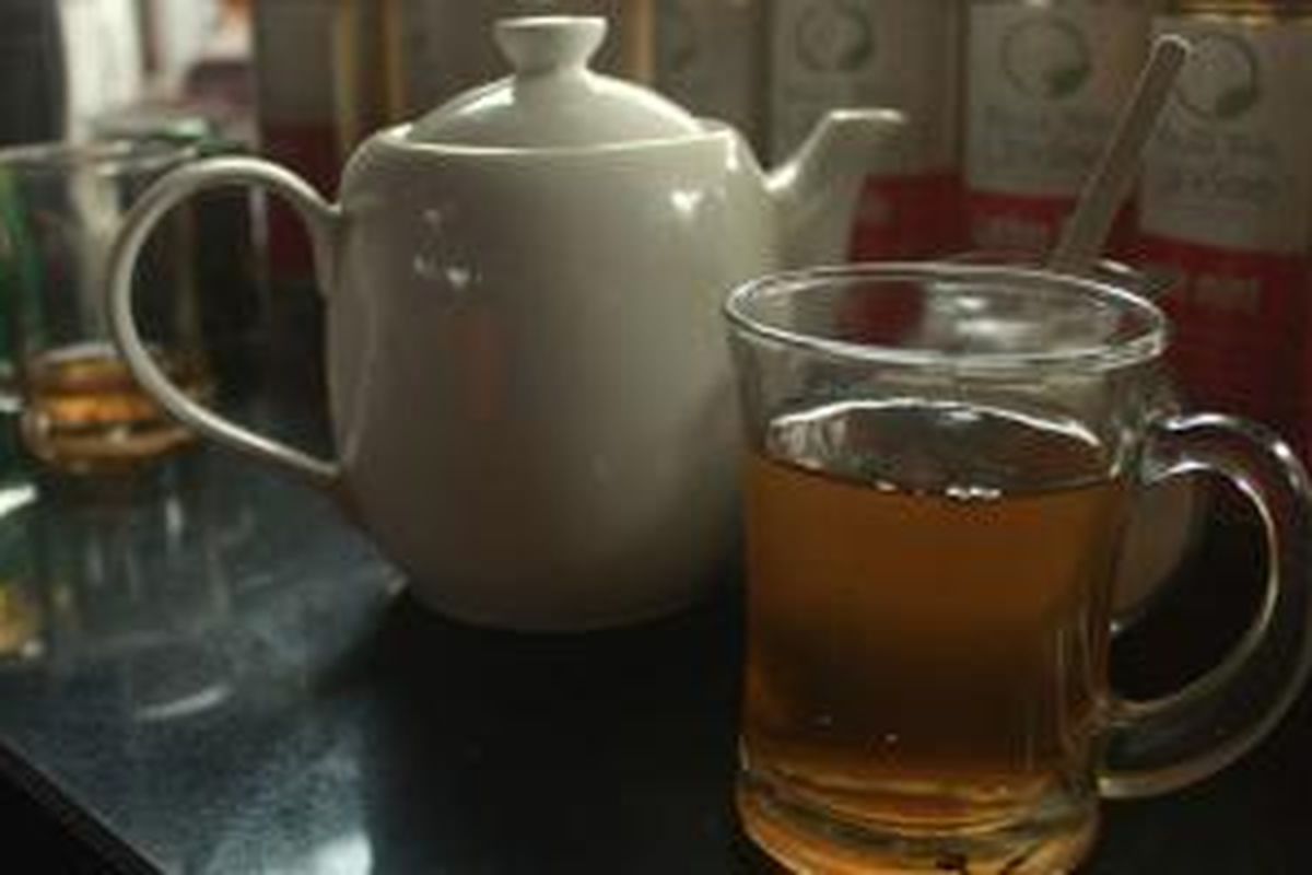 Menikmati Aroma Mint dalam Segelas Teh Hijau
