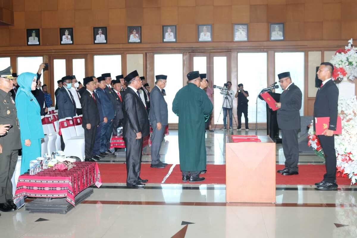 Lantik Sadli Ie sebagai Sekda Maluku, Gubernur Murad: Bangun Relasi ...